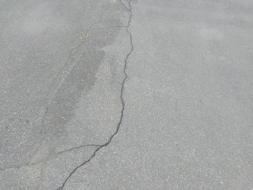Scellement de fissures et craques Ahuntsic